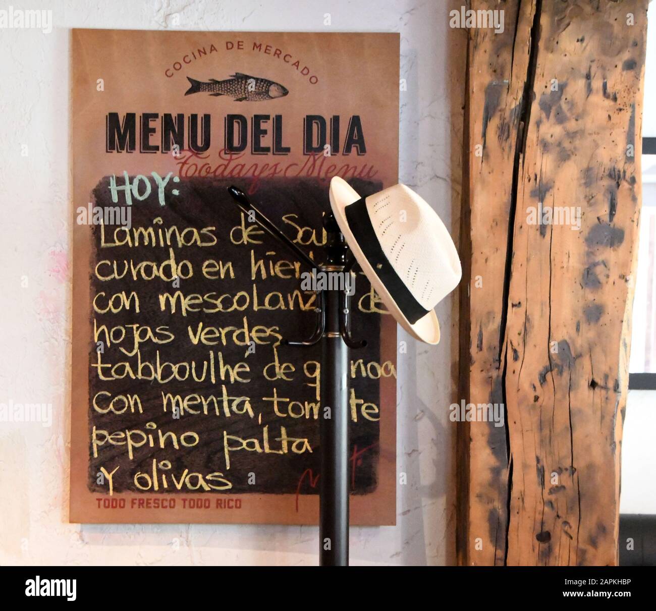 Santiago, Chile. 21st Feb, 2019. The day's luncheon menu specials are ...