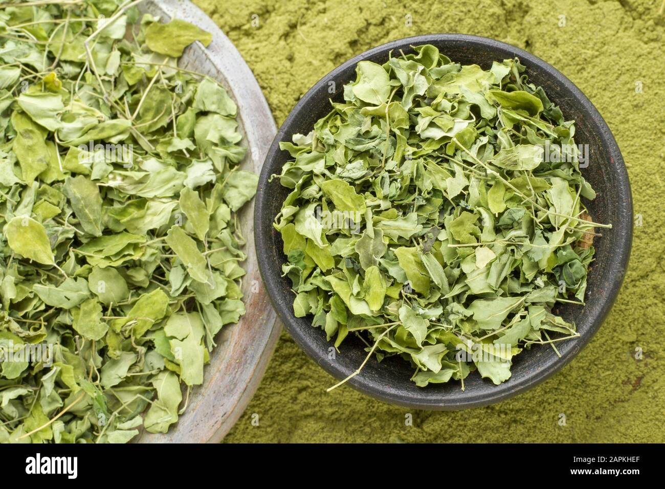 leaves and moringa powder, super food and natural medicine, Moringa ...