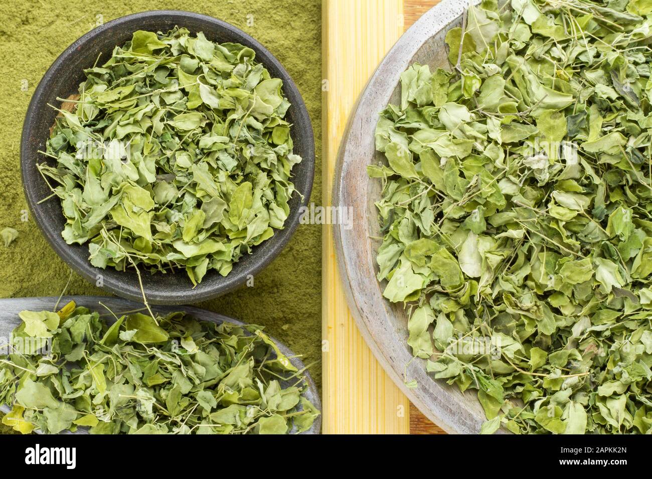 leaves and moringa powder, super food and natural medicine, Moringa ...