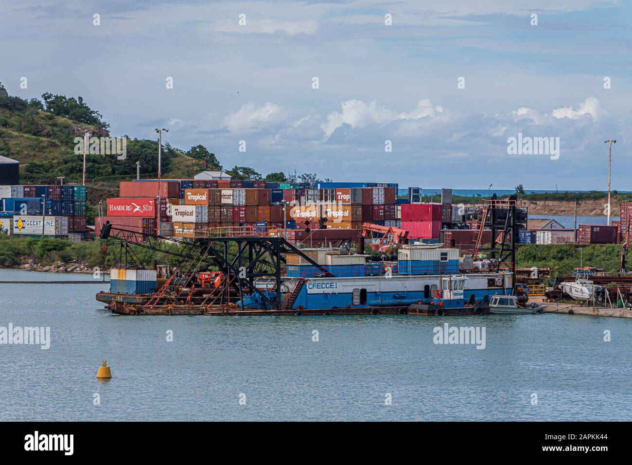 Dredging bucket hi-res stock photography and images - Alamy