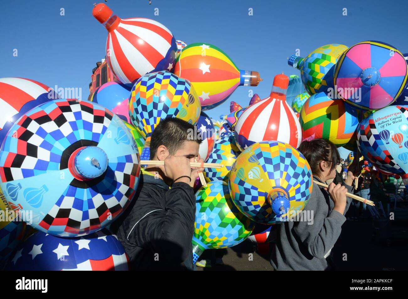 Albuquerque, New Mexico, USA. 4th Oct, 2014. The action begins before ...