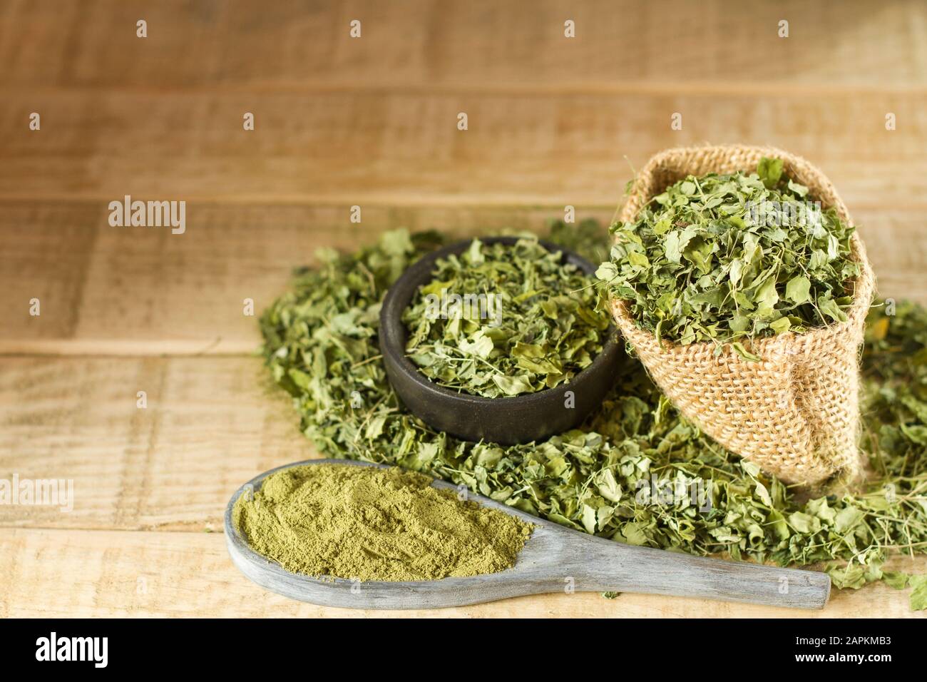 leaves and moringa powder, super food and natural medicine, Moringa ...