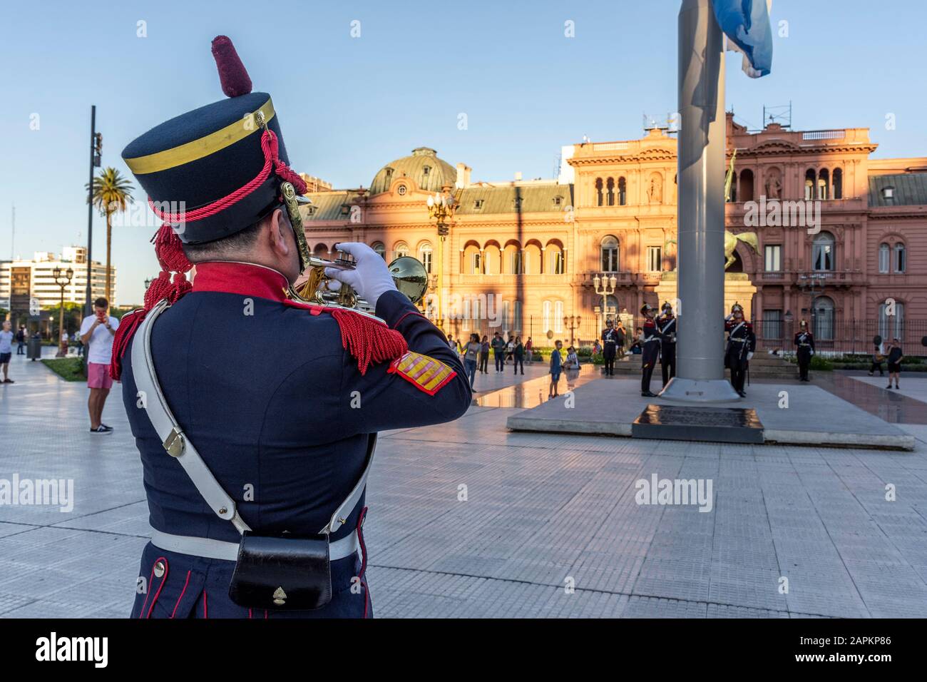 Granadero soldiers lowering the flag in front of Casa Rosada ...