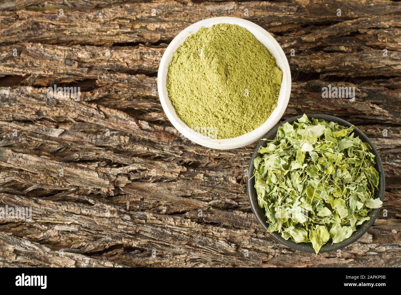 leaves and moringa powder, super food and natural medicine, Moringa ...