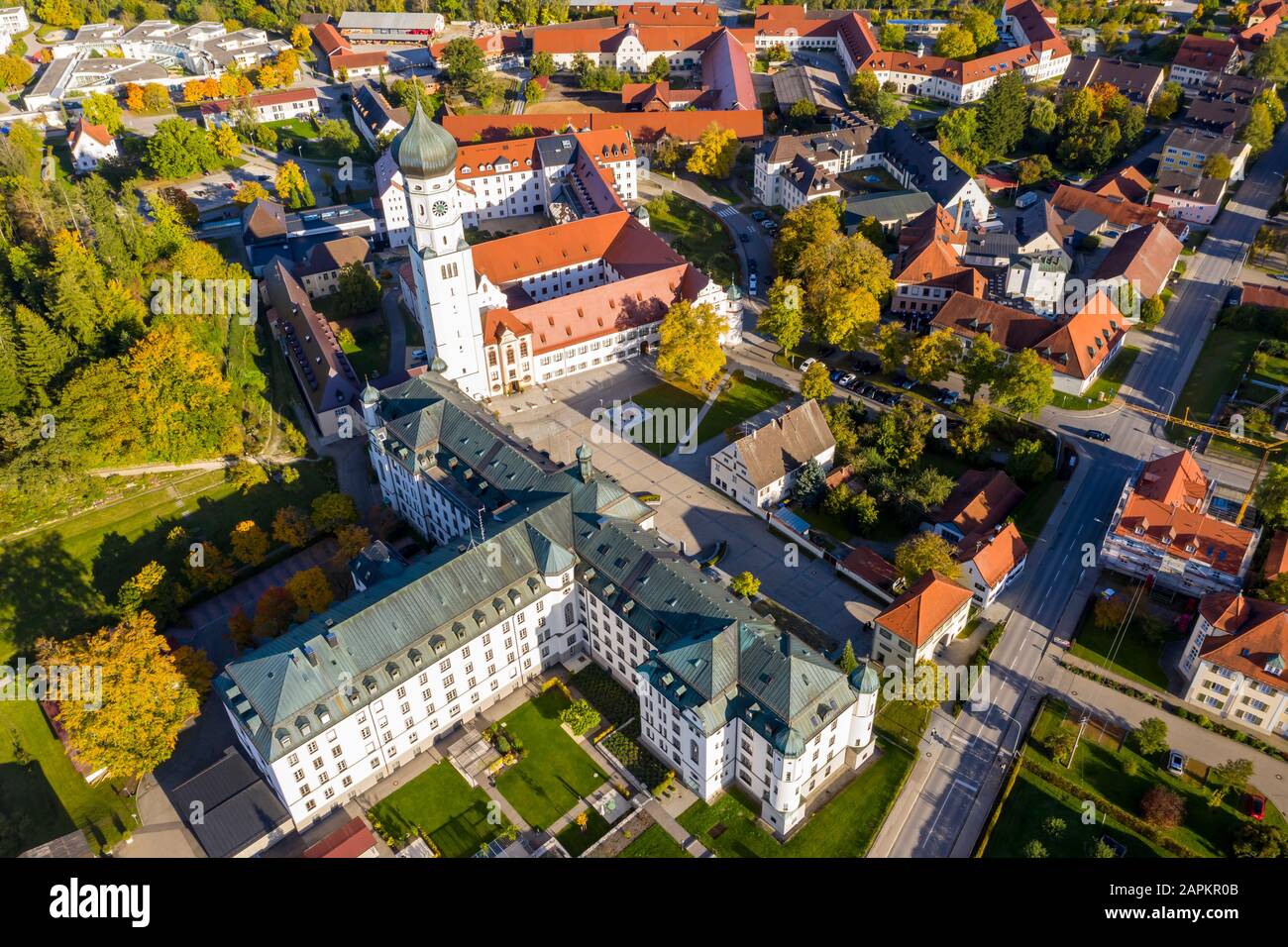 Luftaufnahme, Deutschland, Bayern, Ursberg, Klosterkirche und Kloster ...