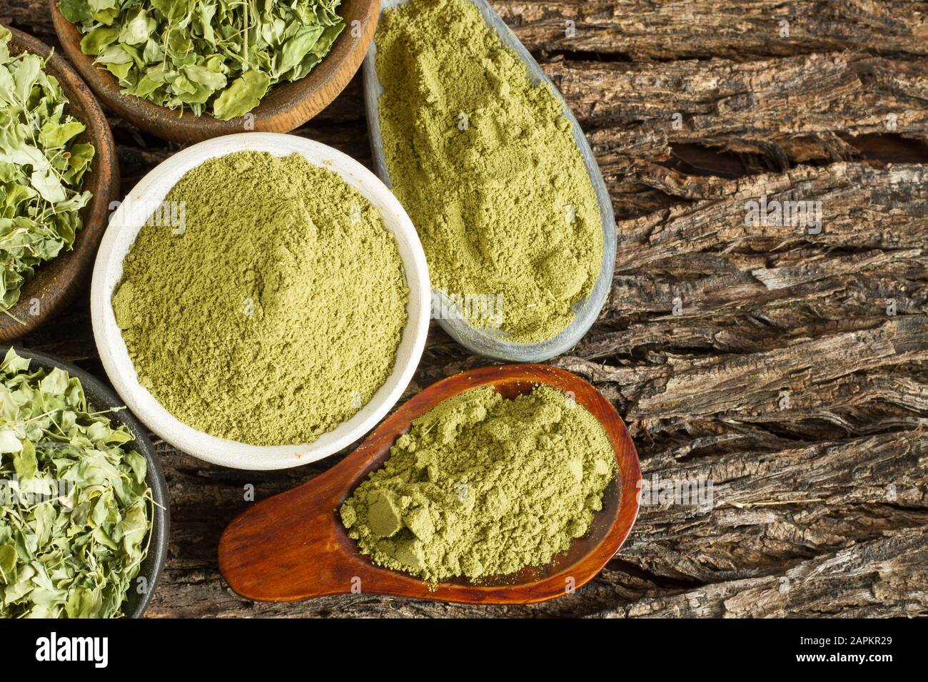 leaves and moringa powder, super food and natural medicine, Moringa ...