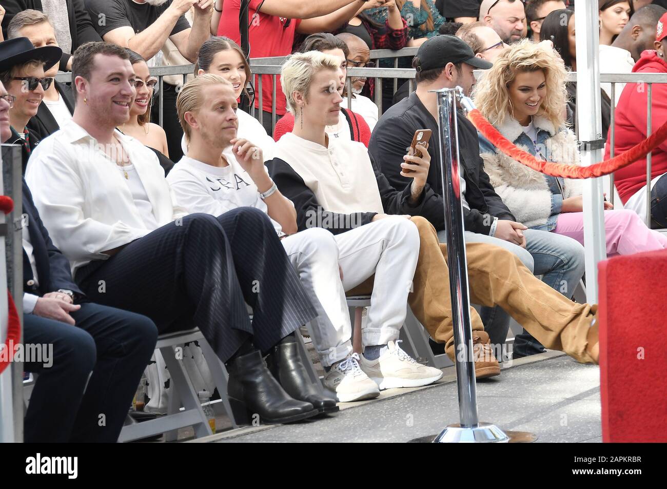 Los Angeles, USA. 23rd Jan, 2020. (L-R) Sam Smith, Sam Evitt, Hailee ...