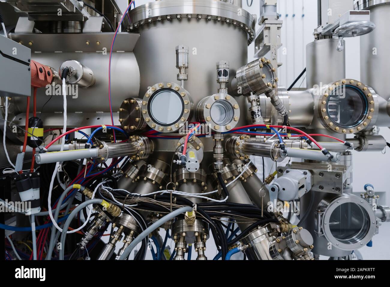 Complex device in a laboratory Stock Photo - Alamy