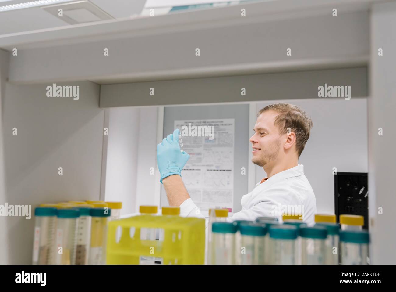 Surgical specimen hi-res stock photography and images - Alamy