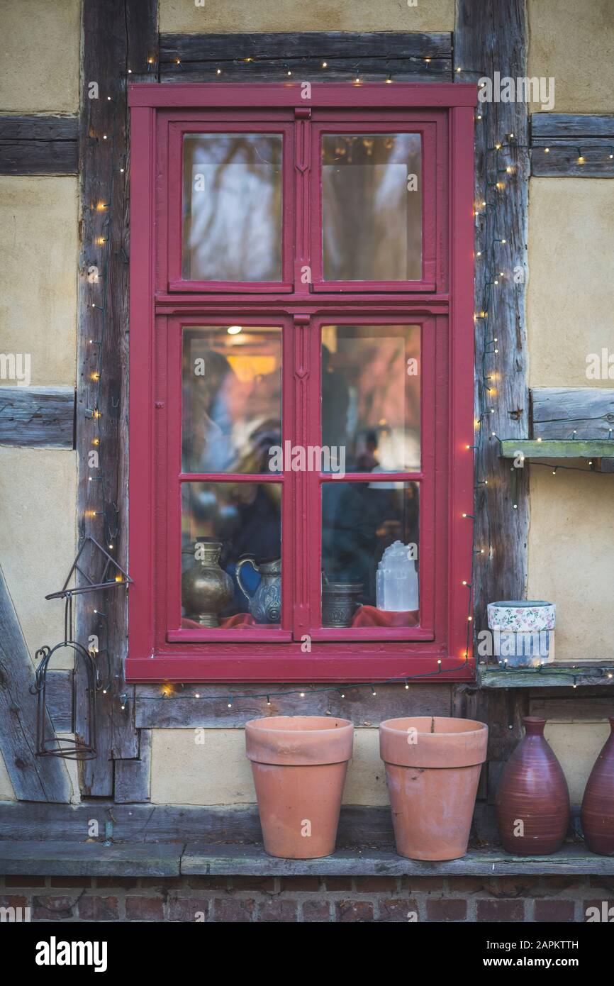 Red window lights hi-res stock photography and images - Alamy