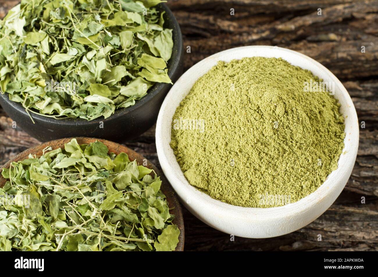 leaves and moringa powder, super food and natural medicine, Moringa ...