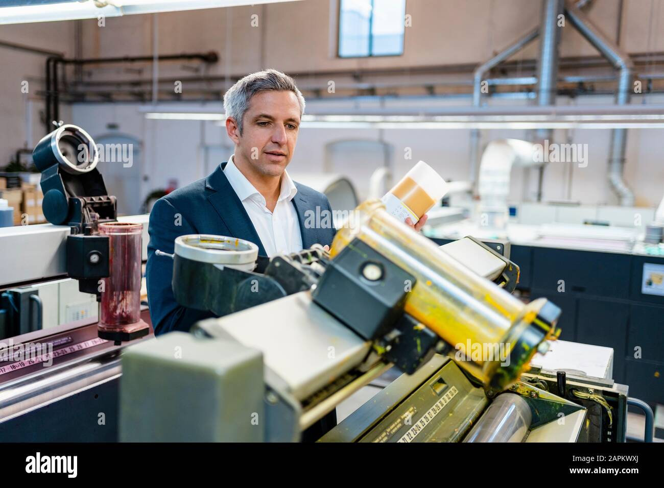 Eyeing machine hi-res stock photography and images - Alamy