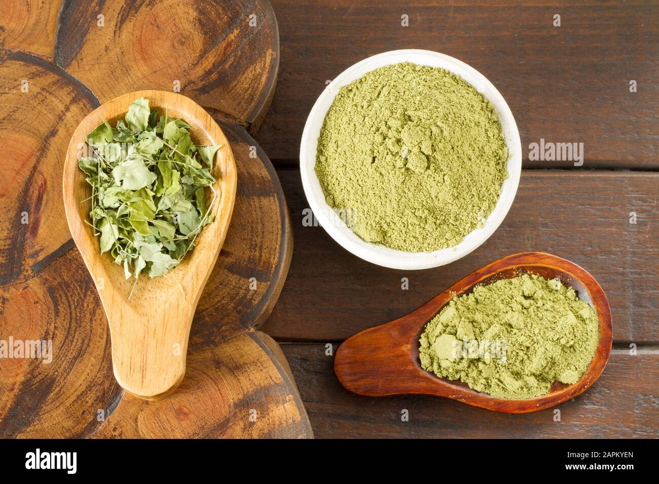 leaves and moringa powder, super food and natural medicine, Moringa ...