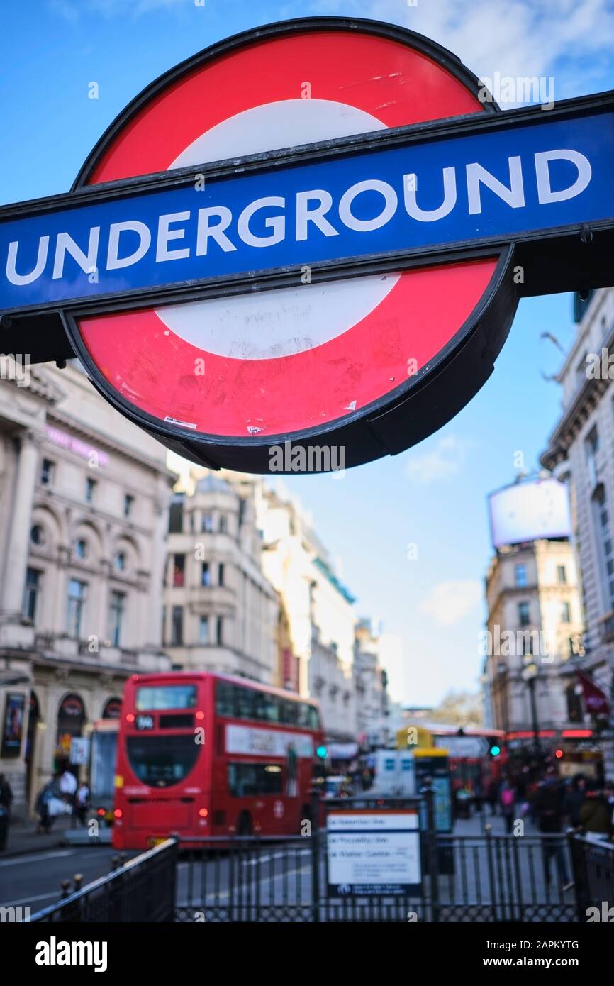 London underground sign over subway entrance hi-res stock photography ...