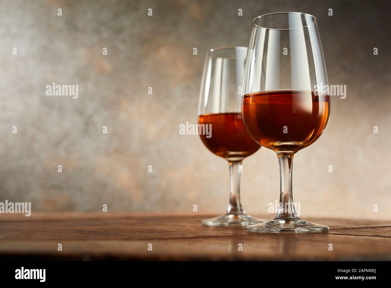 Two shot glasses hi-res stock photography and images - Alamy