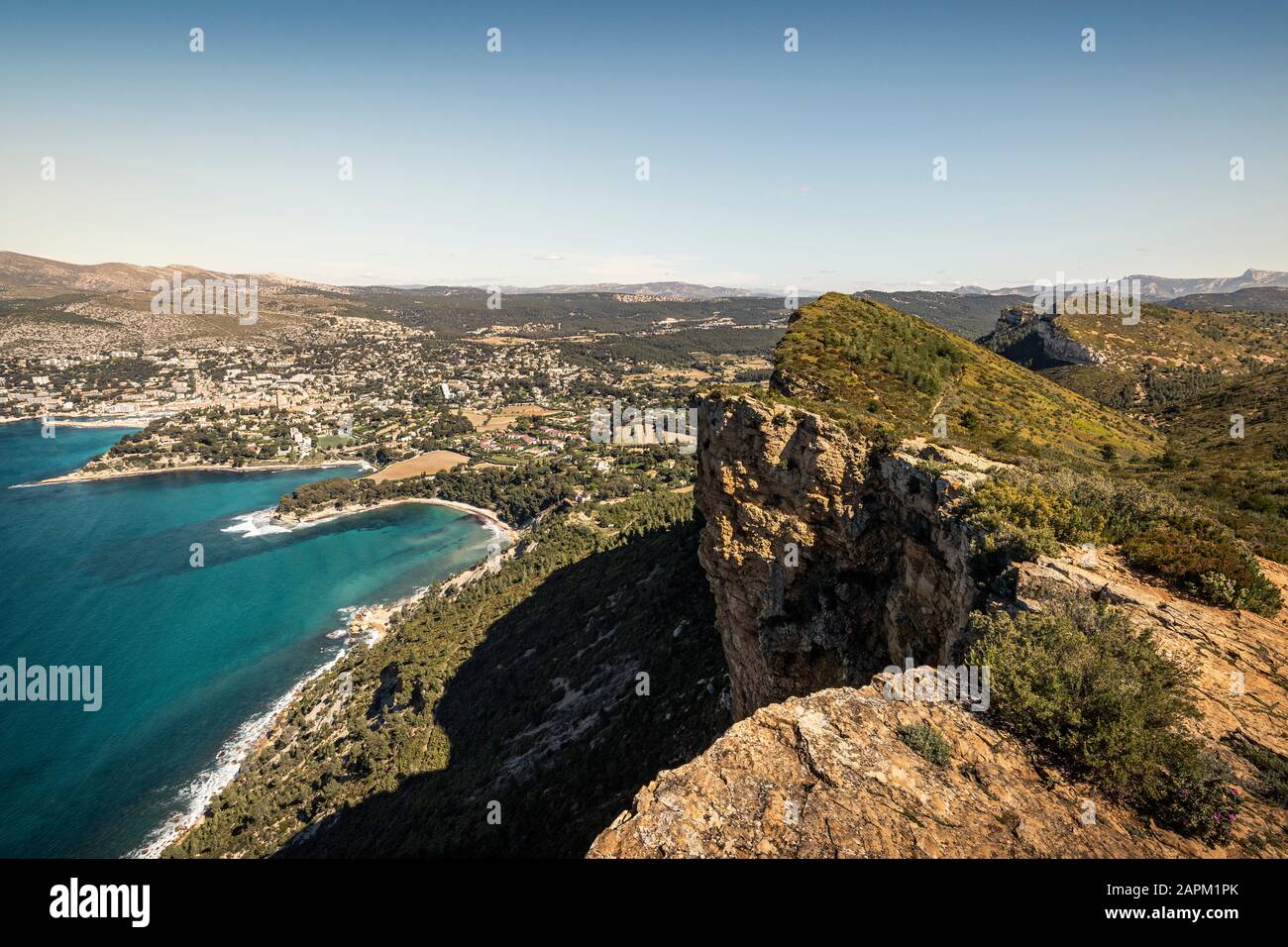 Cassis cliffs france hi-res stock photography and images - Alamy