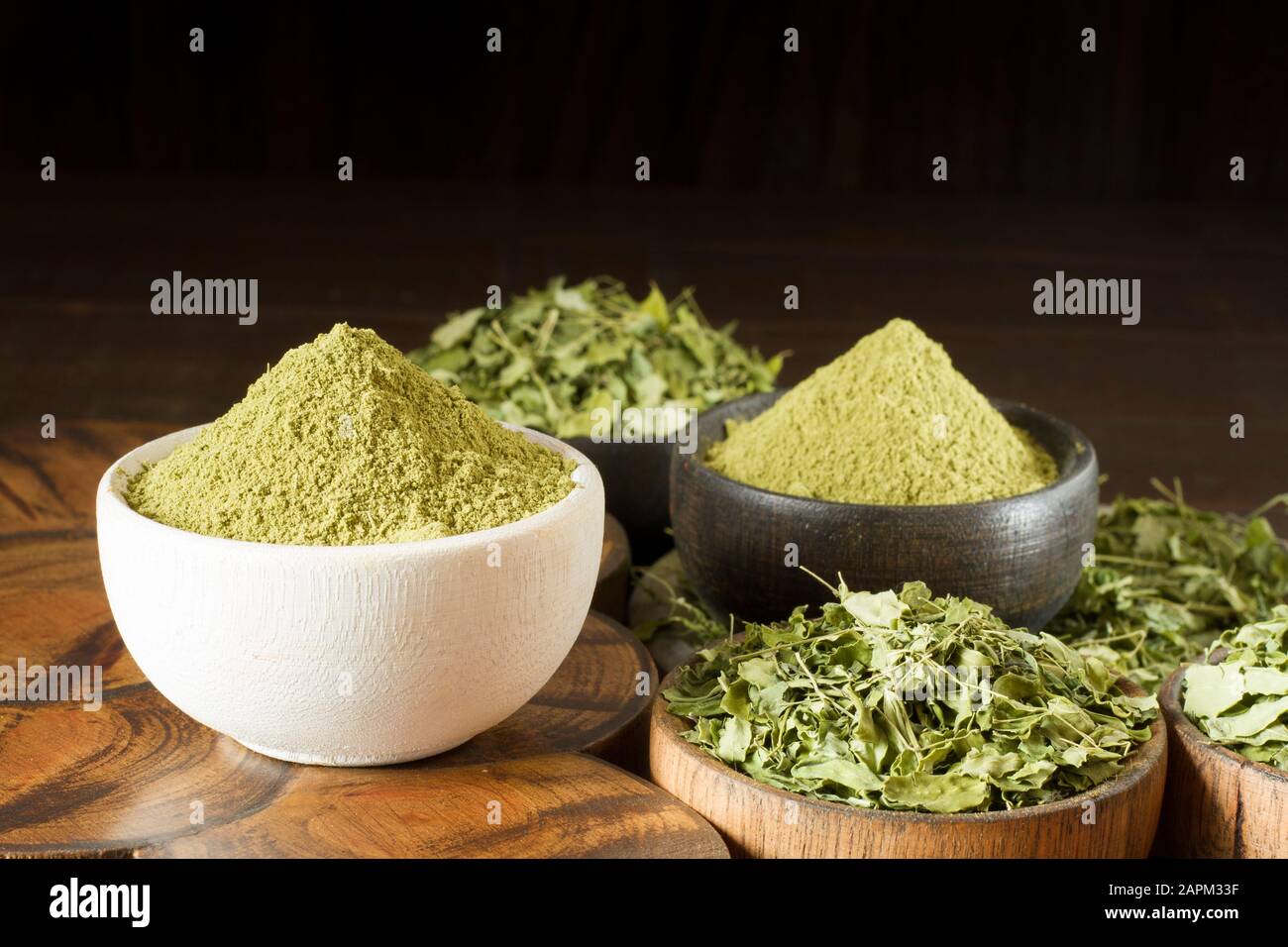 leaves and moringa powder, super food and natural medicine, Moringa ...