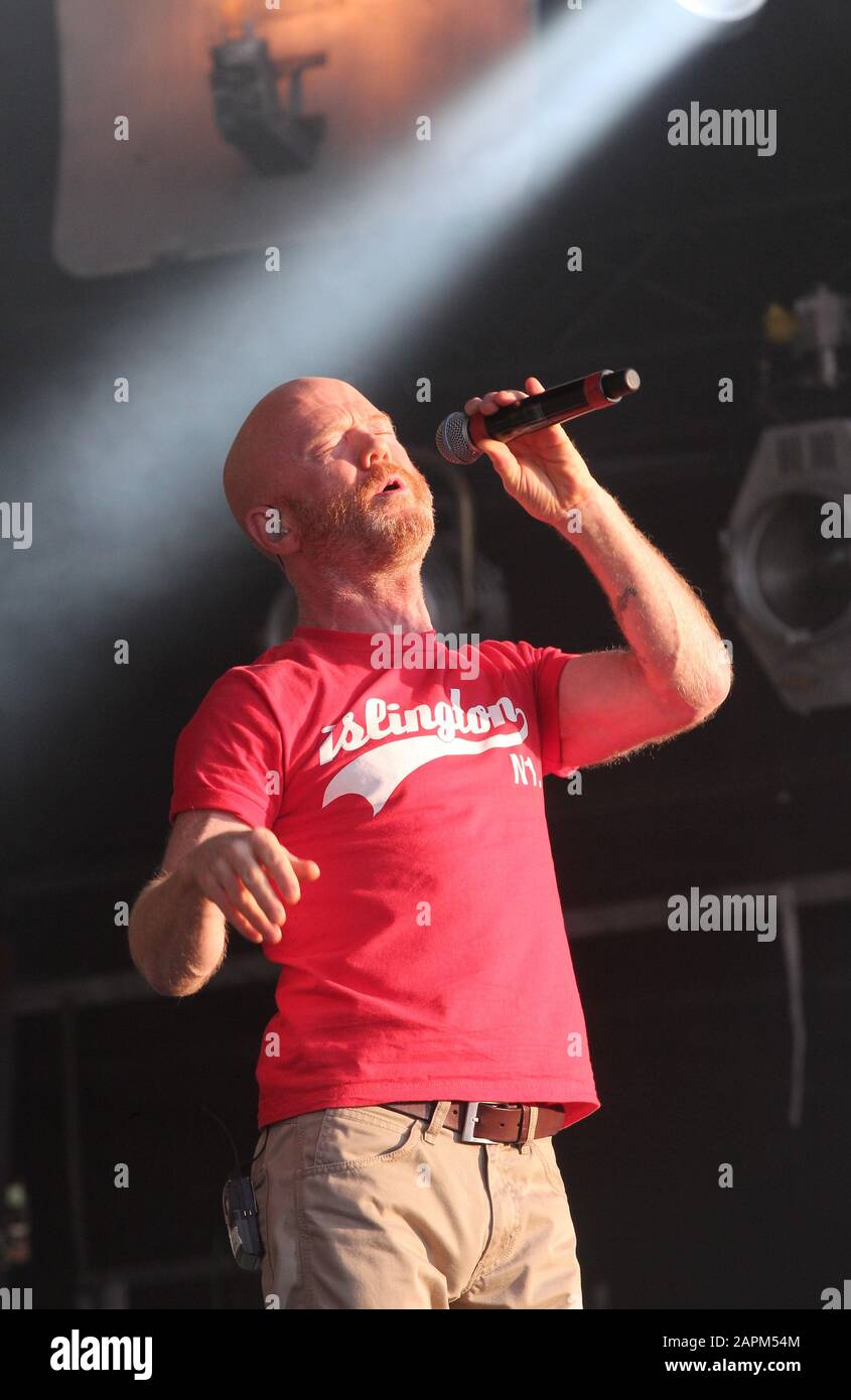 Jimmy somerville hi-res stock photography and images - Alamy