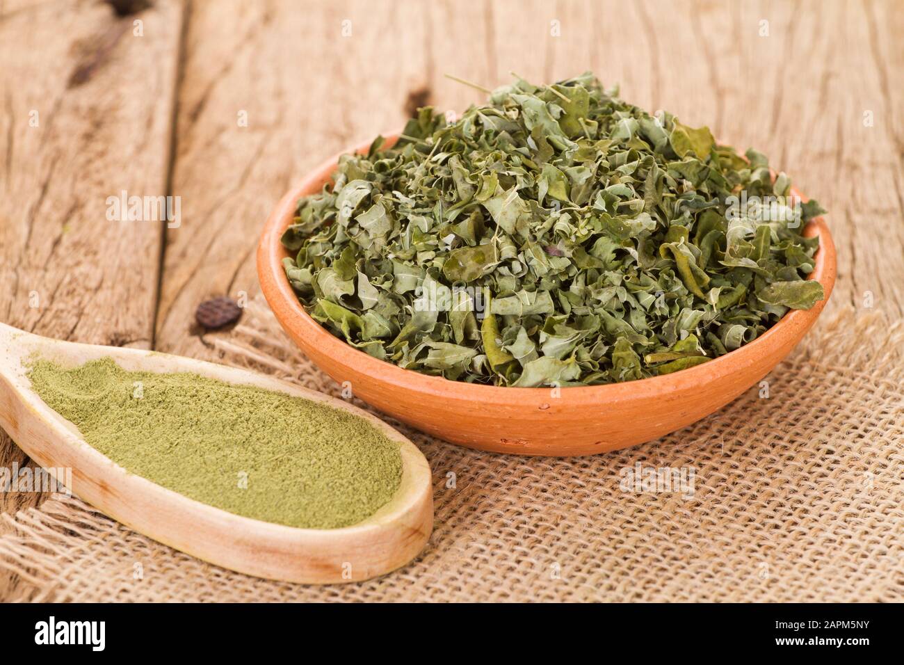 leaves and moringa powder, super food and natural medicine, Moringa ...