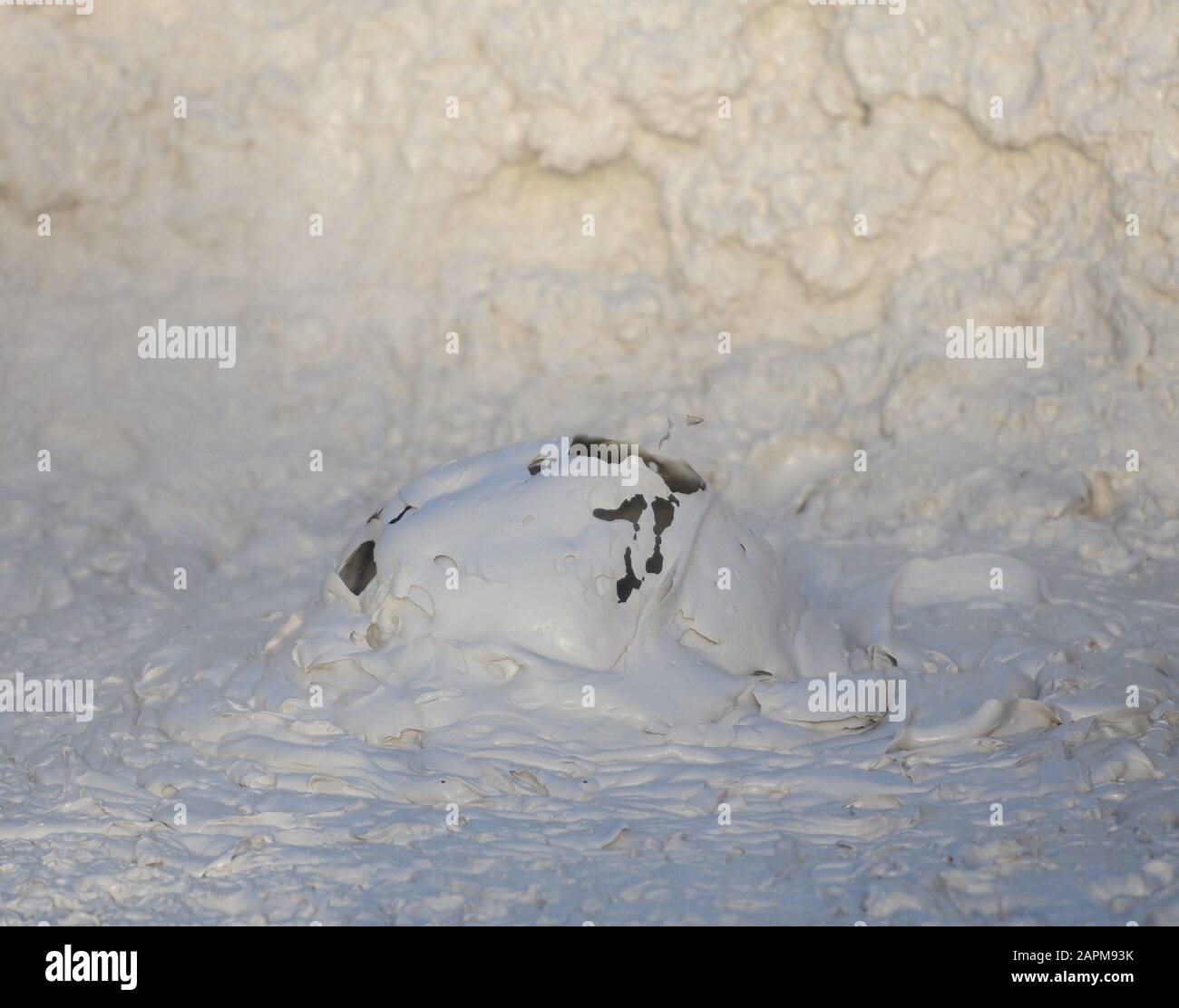 Giant hot pot hi-res stock photography and images - Alamy