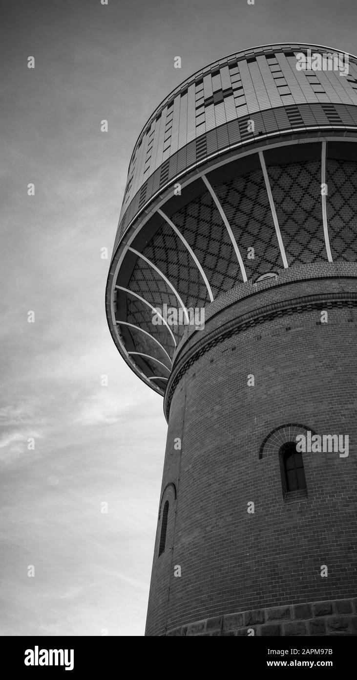 Agua y arquitectura hi-res stock photography and images - Alamy