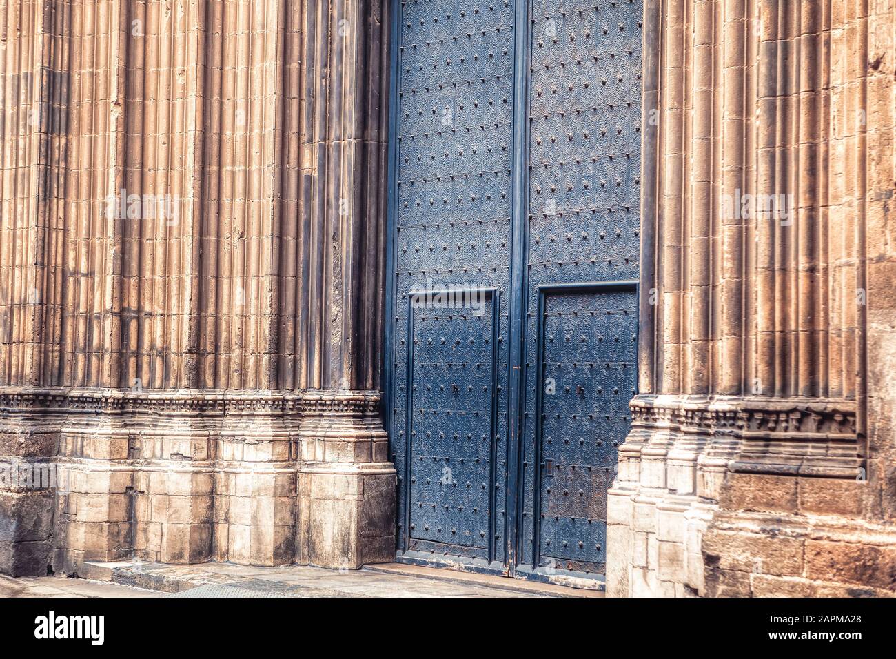 gate and columns of gothic cathedral in Barcelona Stock Photo - Alamy