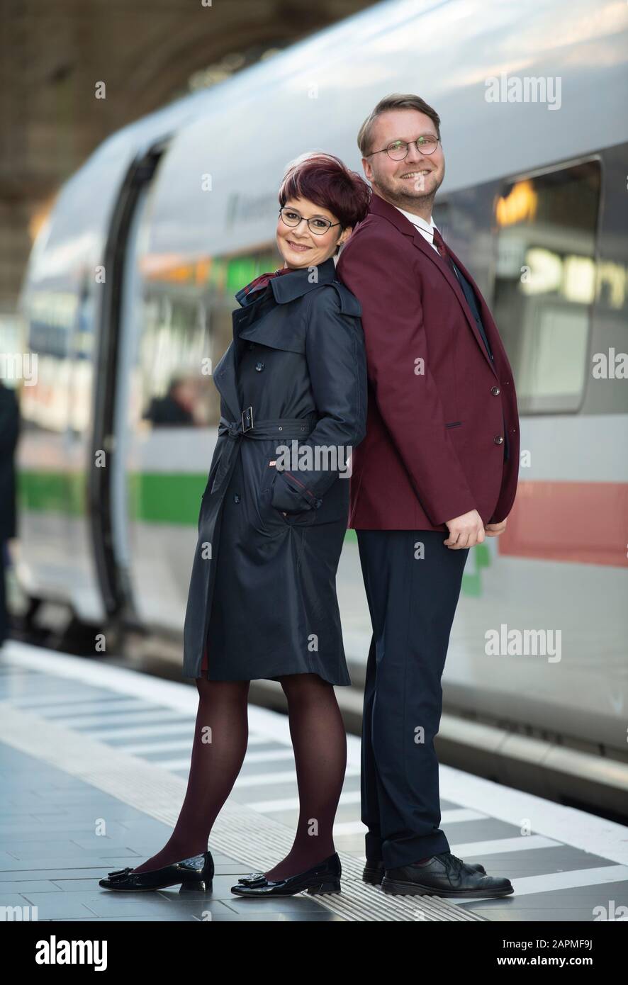 15 January 2020, Hessen, Frankfurt/Main: Newly designed uniforms are ...