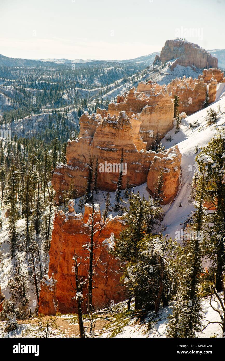 Superb view of Inspiration Point of Bryce Canyon National Park at Utah ...