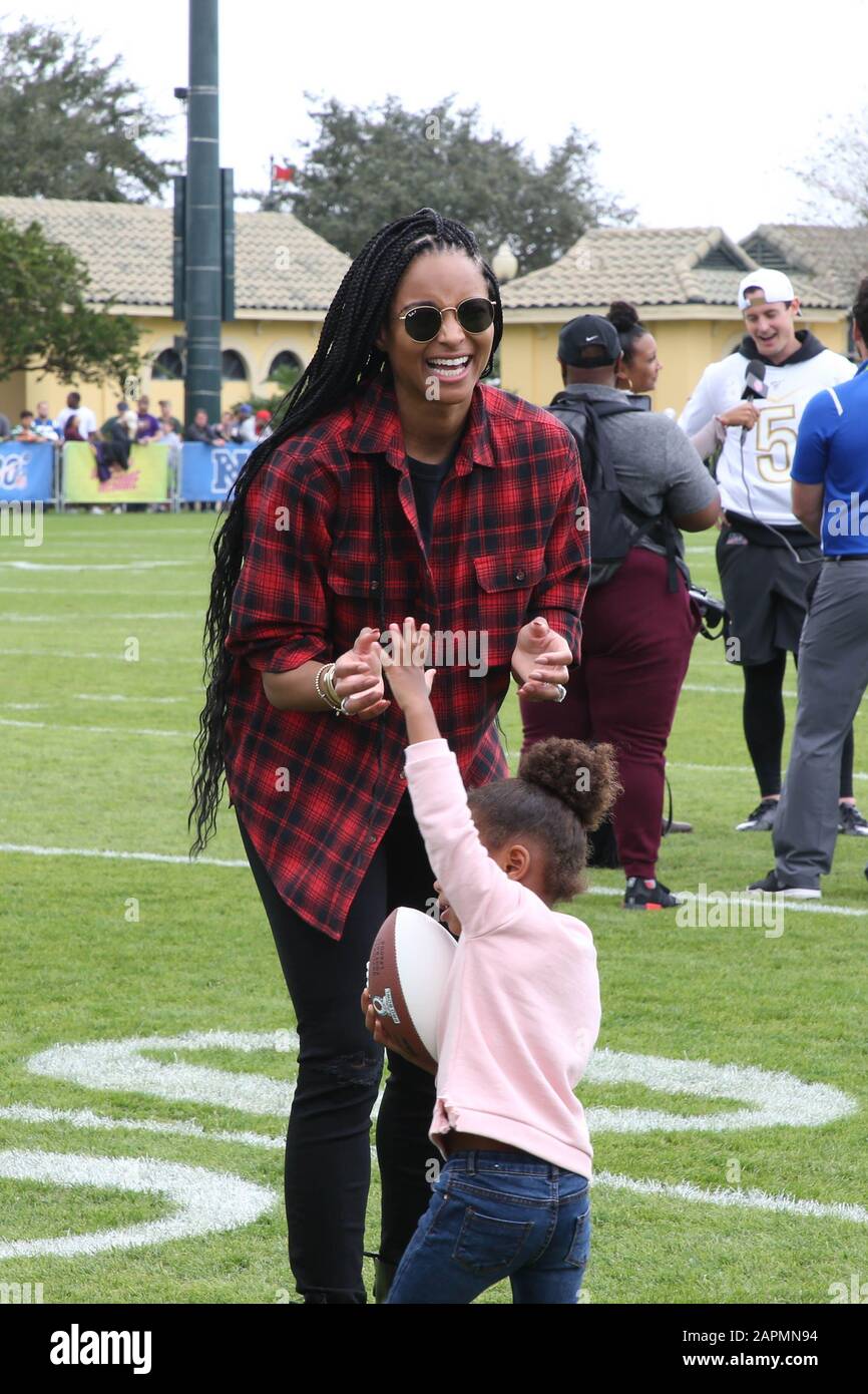 Daughter sheena hi-res stock photography and images - Alamy