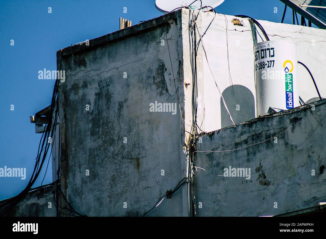Solar water heater israel hi-res stock photography and images - Alamy