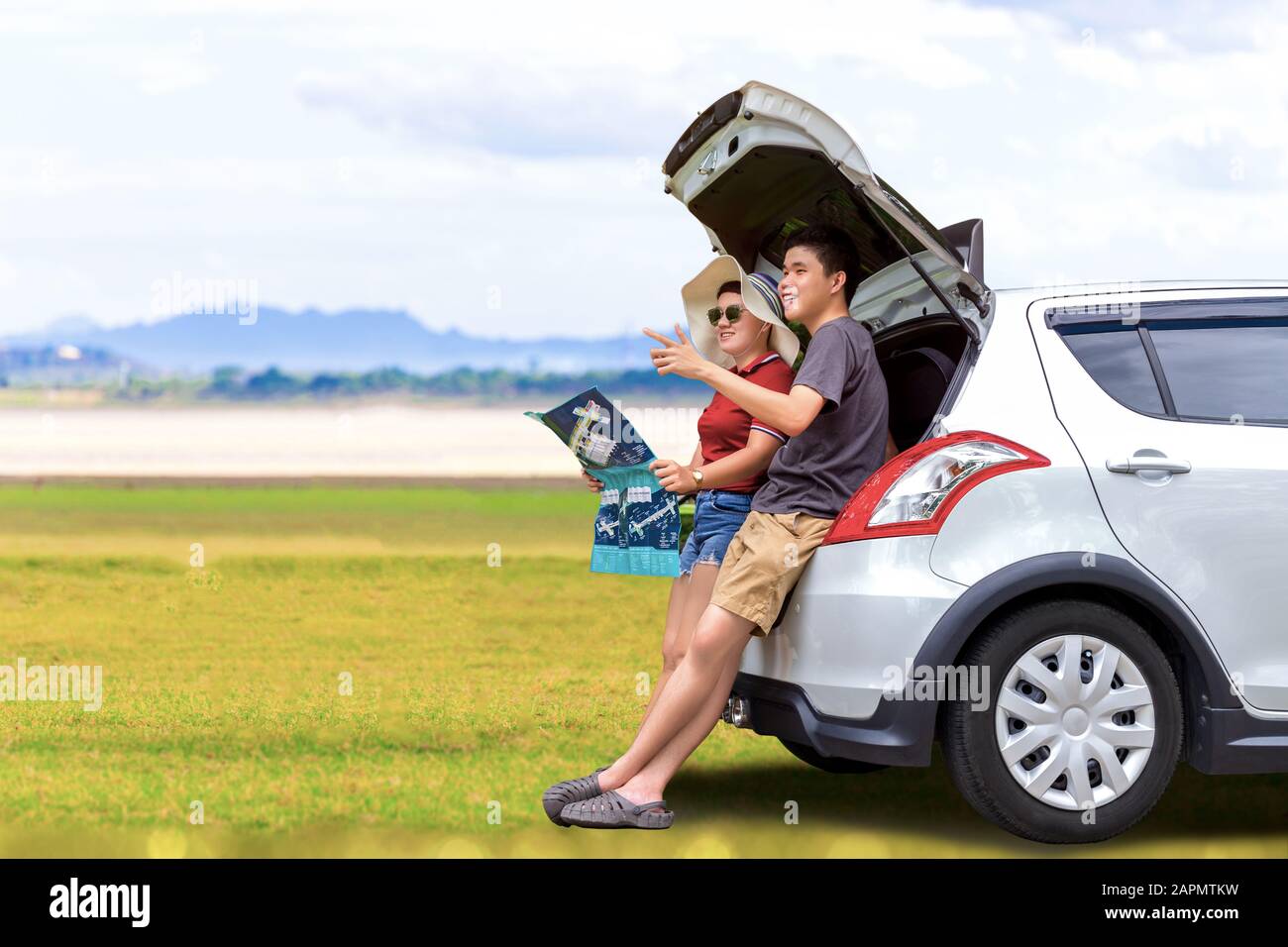 Couple laugh tent river hi-res stock photography and images - Alamy