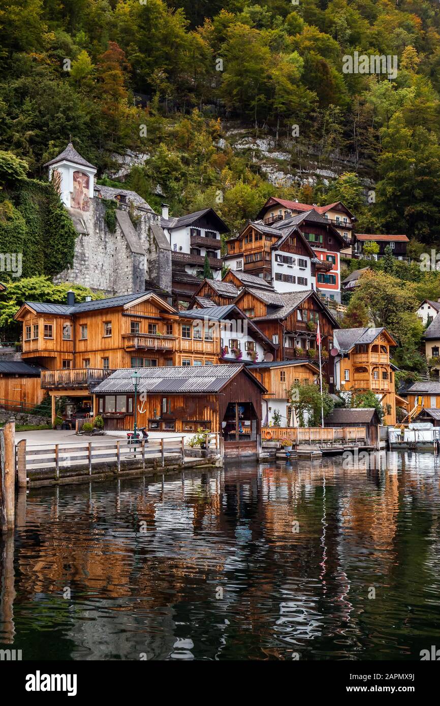 Scenic picture-postcard view of famous Hallstatt mountain village in ...