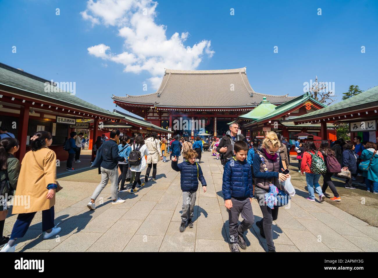 TOKYO, JAPAN - March 27, 2019: Unidentified people visit Sensoji temple ...