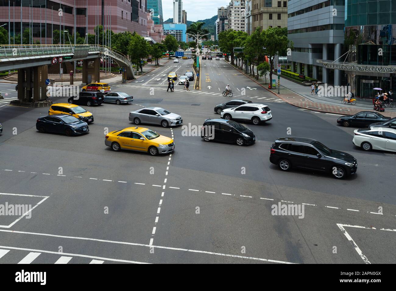Taipei, Taiwan- 9 June, 2019: Traffic on road in Taipei, Taiwan Stock ...