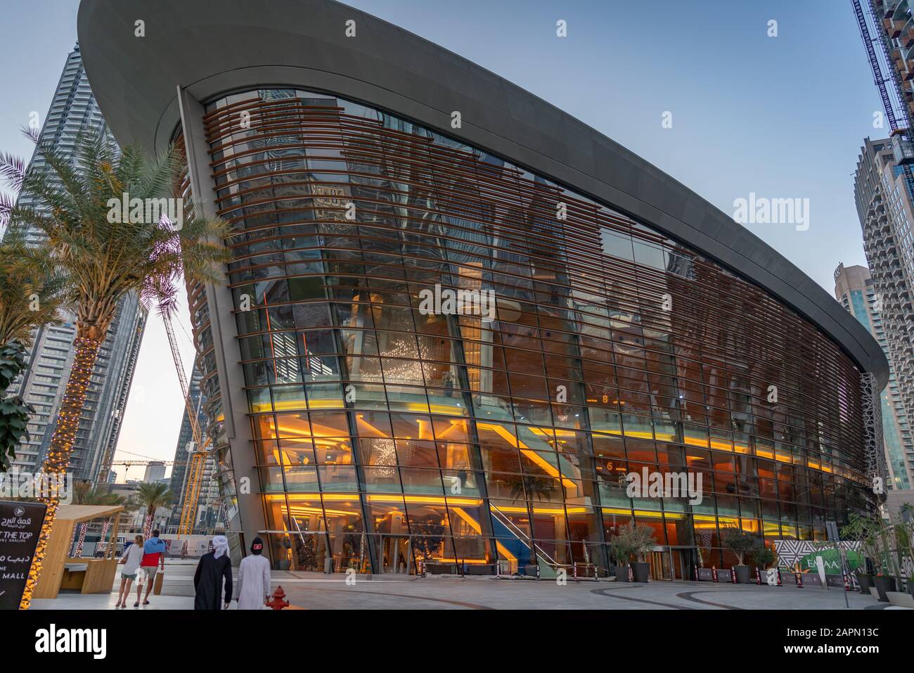 The Dubai Opera House at sunset - Downtown Dubai - Landmarks and ...