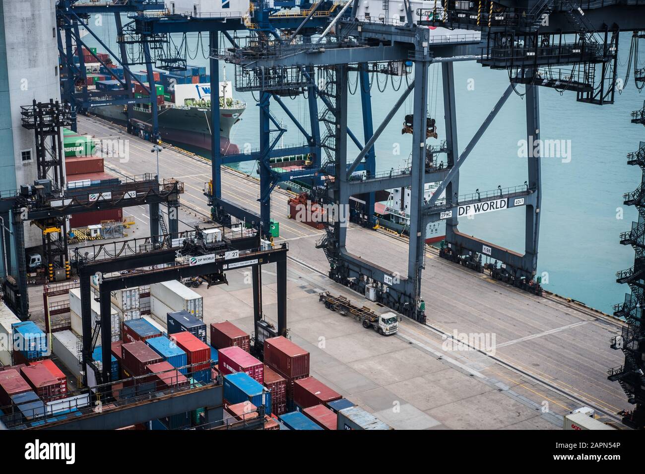 Overhead water delivery hi-res stock photography and images - Alamy