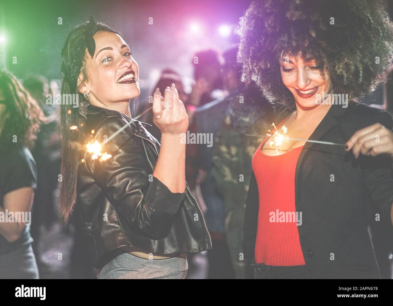 Girls night club hi-res stock photography and images - Alamy