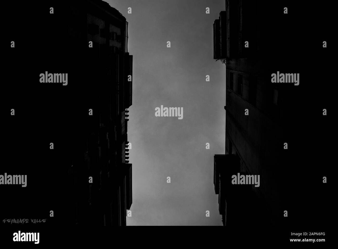 Ocean facing building Black and White Stock Photos & Images - Alamy