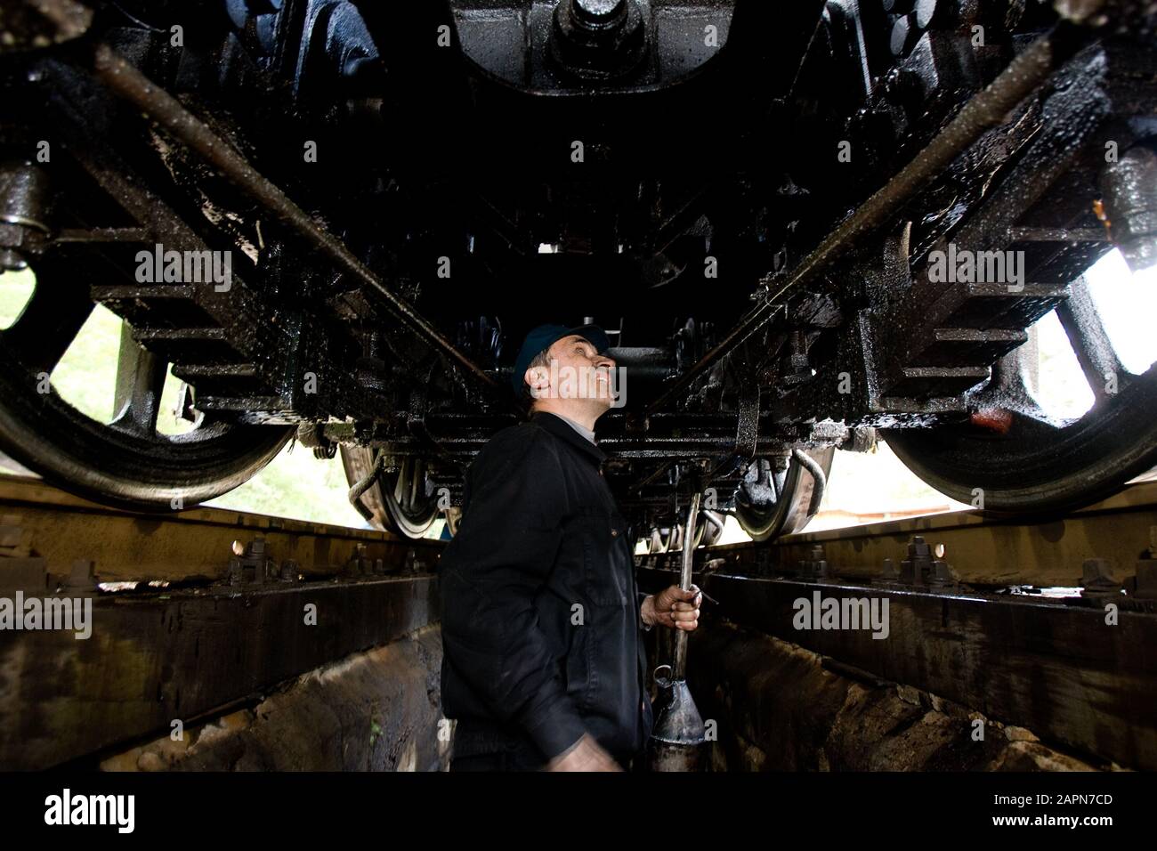 Train undercarriage hi-res stock photography and images - Alamy