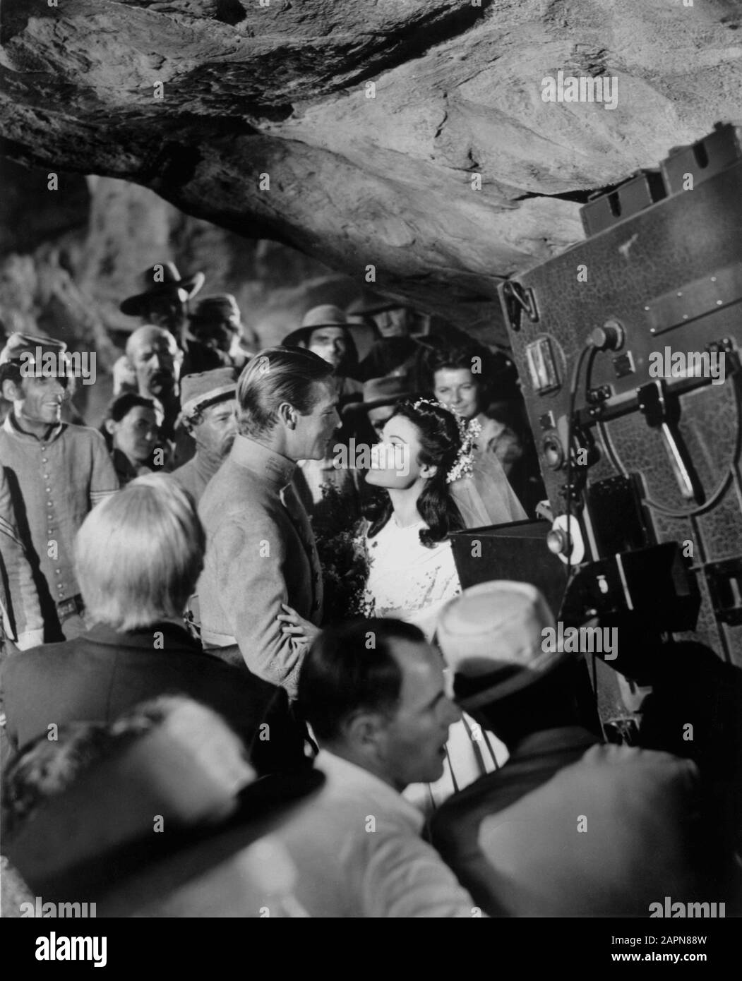 Technicolor movie camera hi-res stock photography and images - Alamy