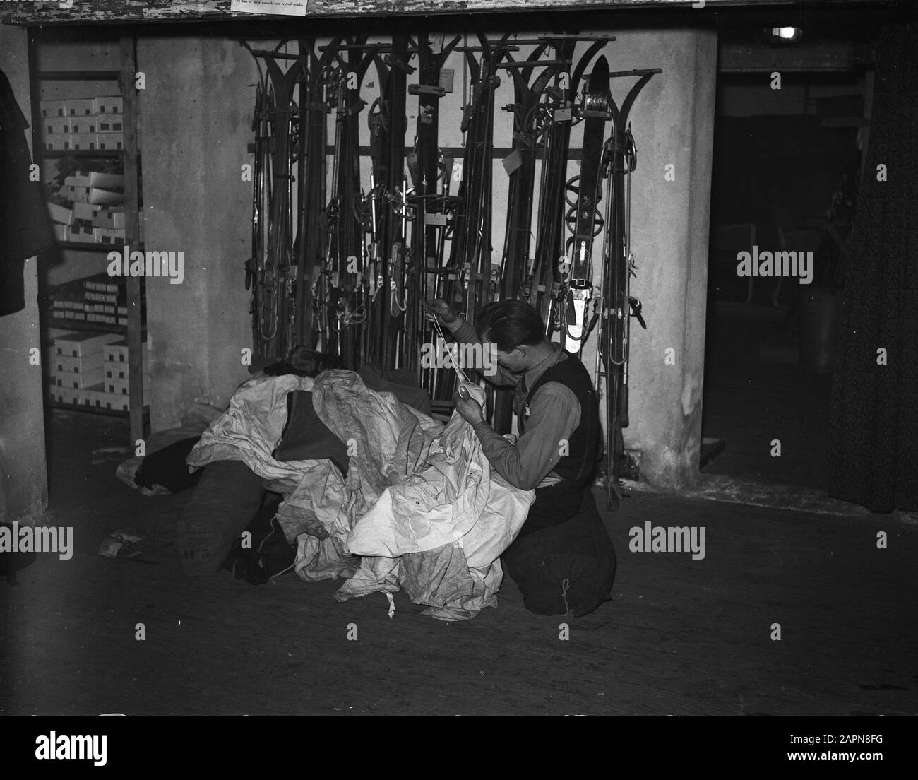 21 february 1947 hi-res stock photography and images - Alamy