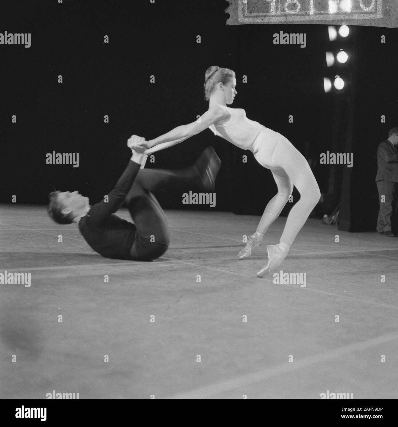 New york city ballet 1965 hi-res stock photography and images - Alamy