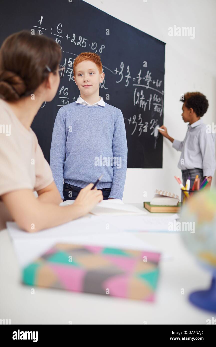 Teacher asking questions hi-res stock photography and images - Alamy