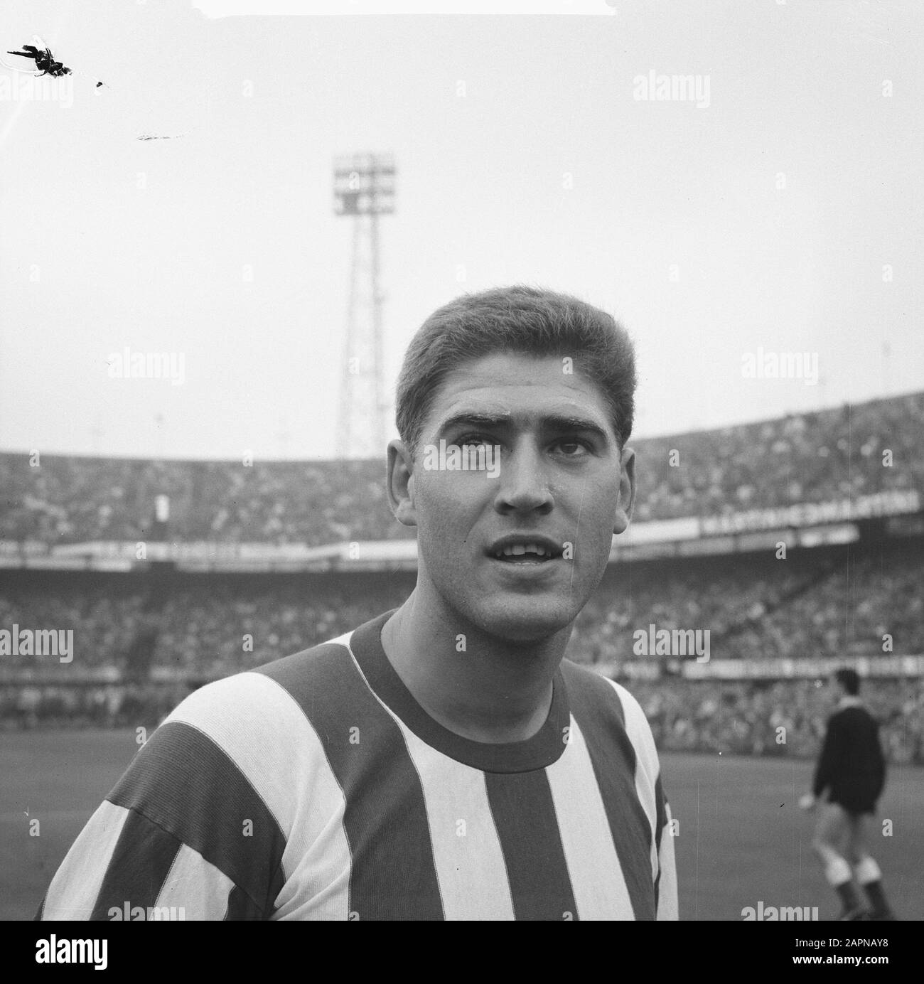 Feyenoord v psv hi-res stock photography and images - Alamy