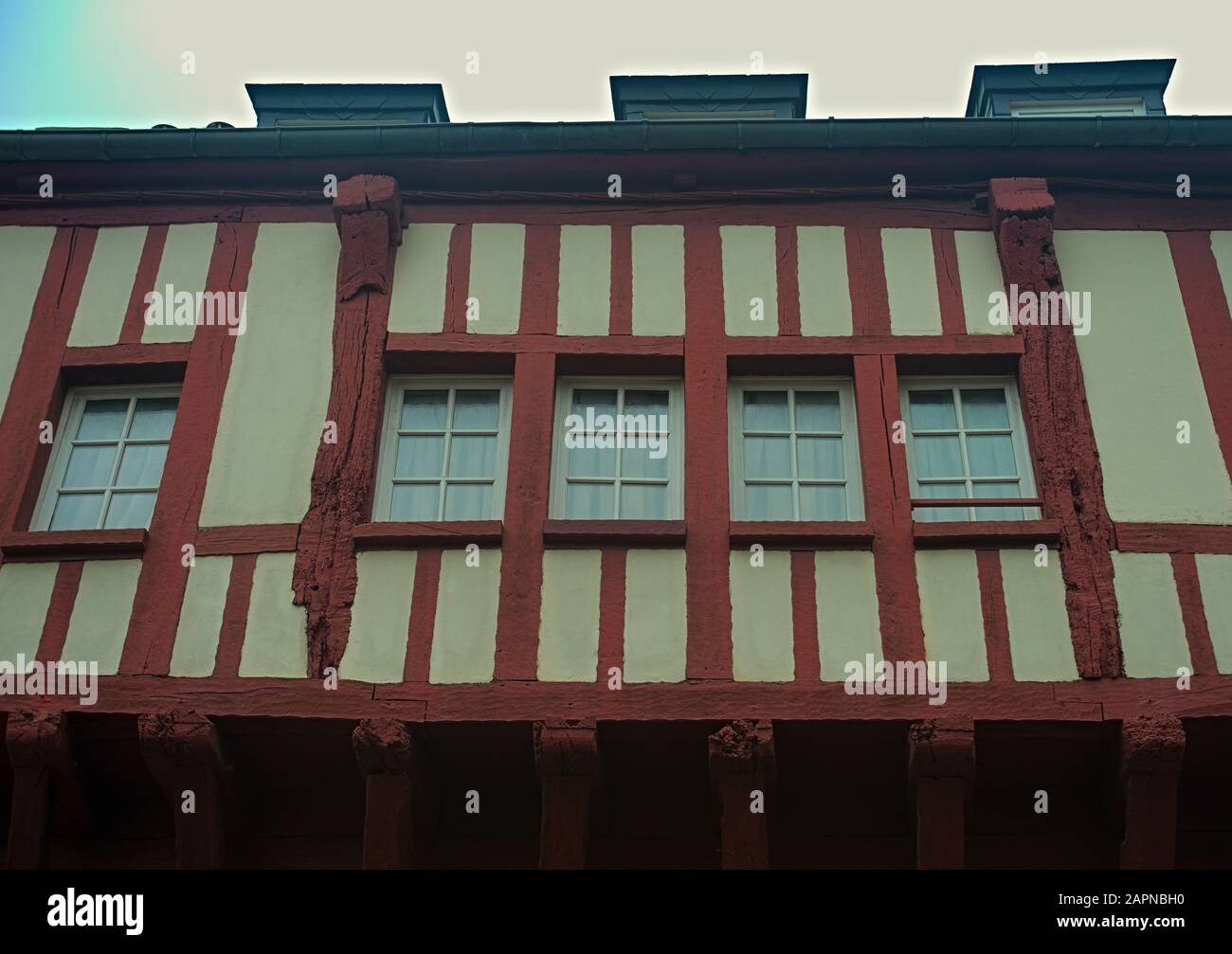 Original medieval wooden house hi-res stock photography and images - Alamy