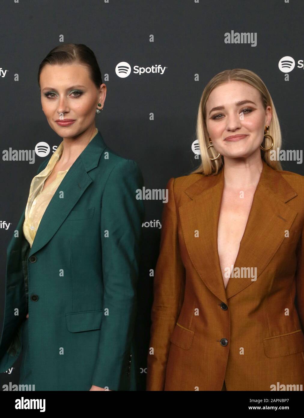 Alyson michalka hi-res stock photography and images - Alamy