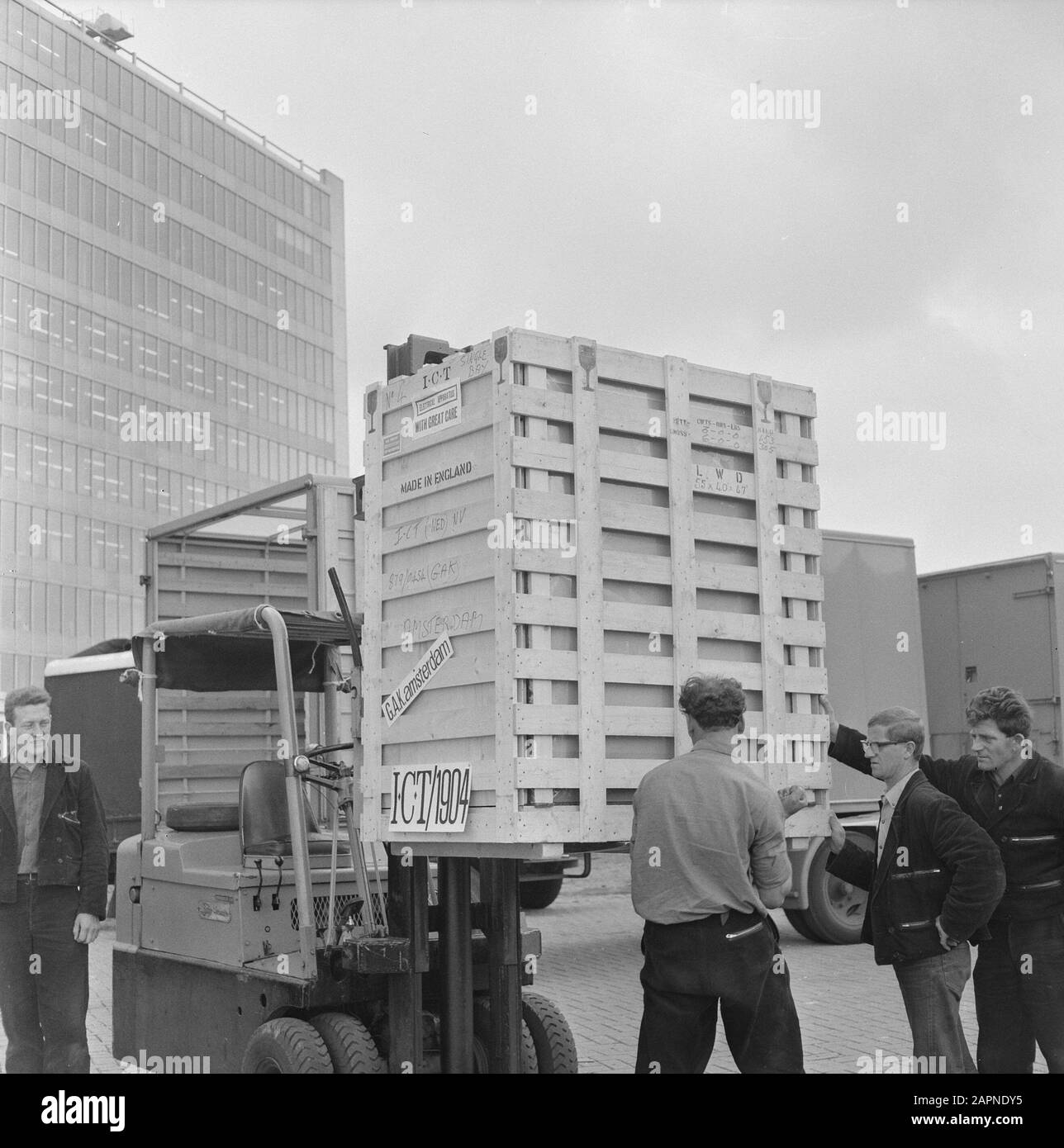 Transport and transfer of goods goods transport Date: 29 August 1966 ...