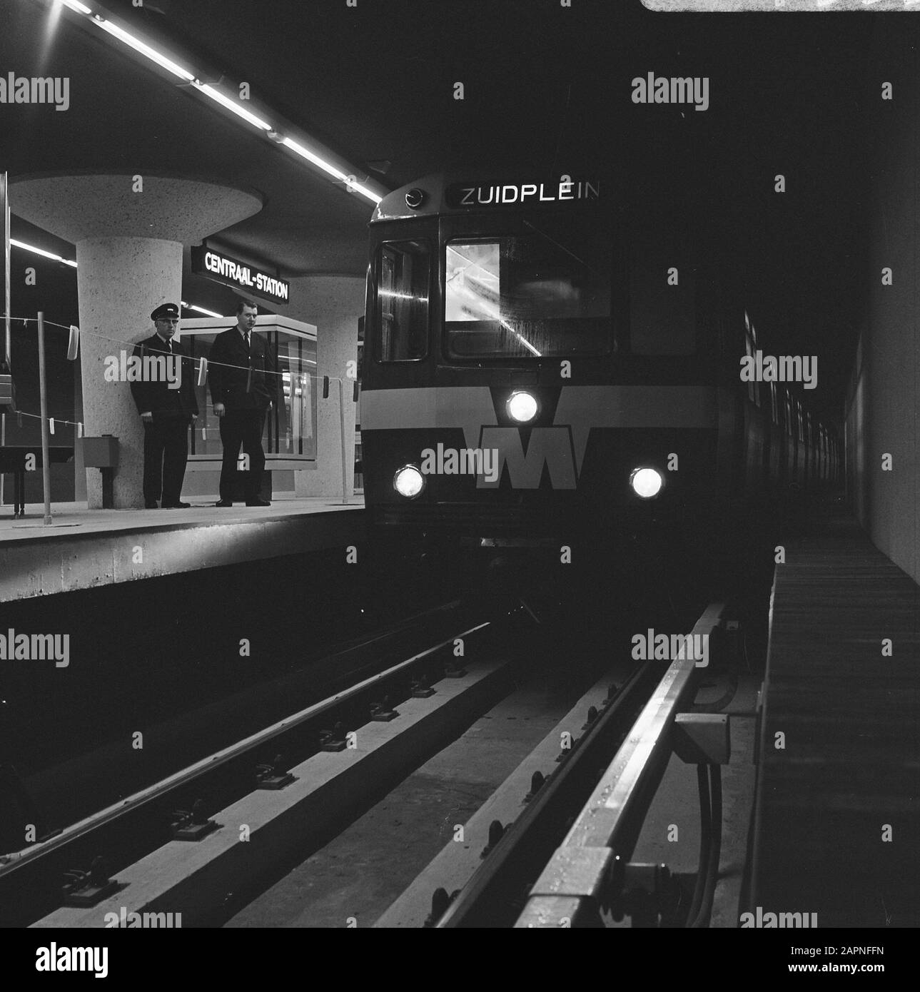 Rotterdam central metro station hi-res stock photography and images - Alamy