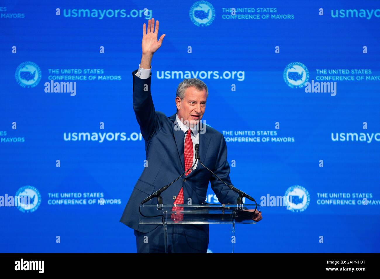 Mayor conference meeting us 2020 hi-res stock photography and images ...