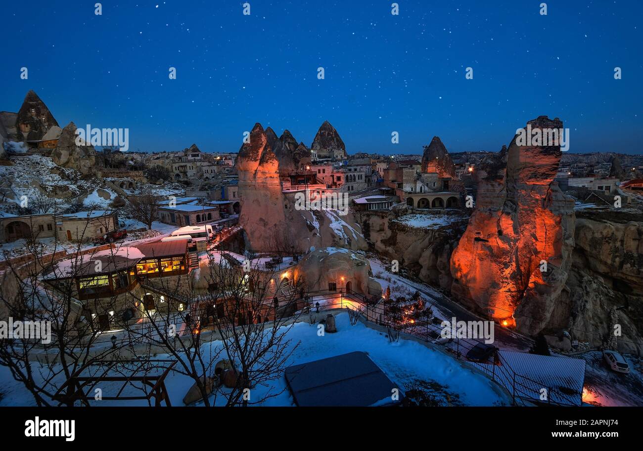 Beautiful Places In The World At Night